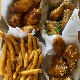 FIRE WINGS - 968 Photos & 949 Reviews - 8785 Center Pkwy, Sacramento ...