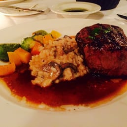 RUSSELL’S RESTAURANT - Updated October 2025 - 477 Photos & 586 Reviews ...