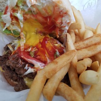 VICKI’S LUNCH VAN - Updated March 2025 - 80 Photos & 88 Reviews - 106 ...