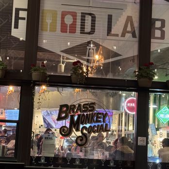 RIVERSIDE FOOD LAB - Updated October 2025 - 1405 Photos & 843 Reviews ...