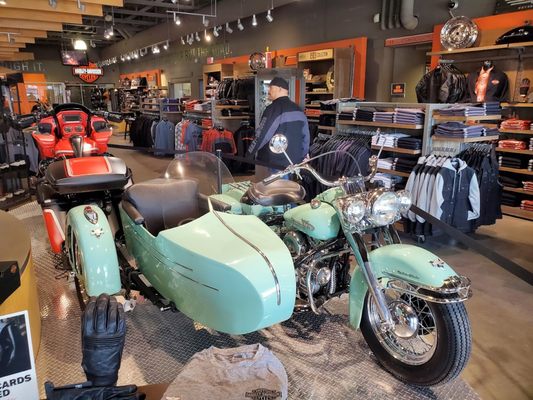 FREEDOM HARLEY-DAVIDSON - Updated December 2025 - 34 Photos - 1963 ...