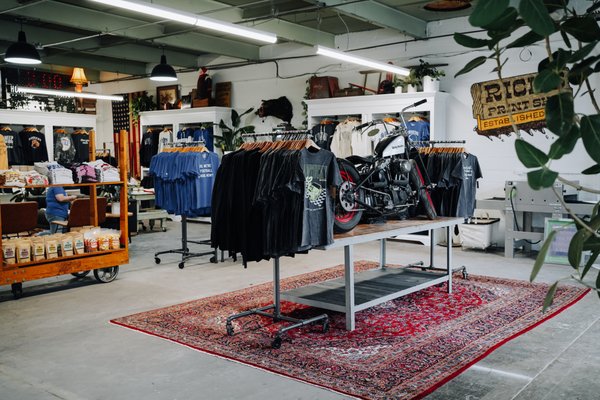 THE KENTUCKY SHOP - Updated November 2025 - 18 Photos & 12 Reviews ...