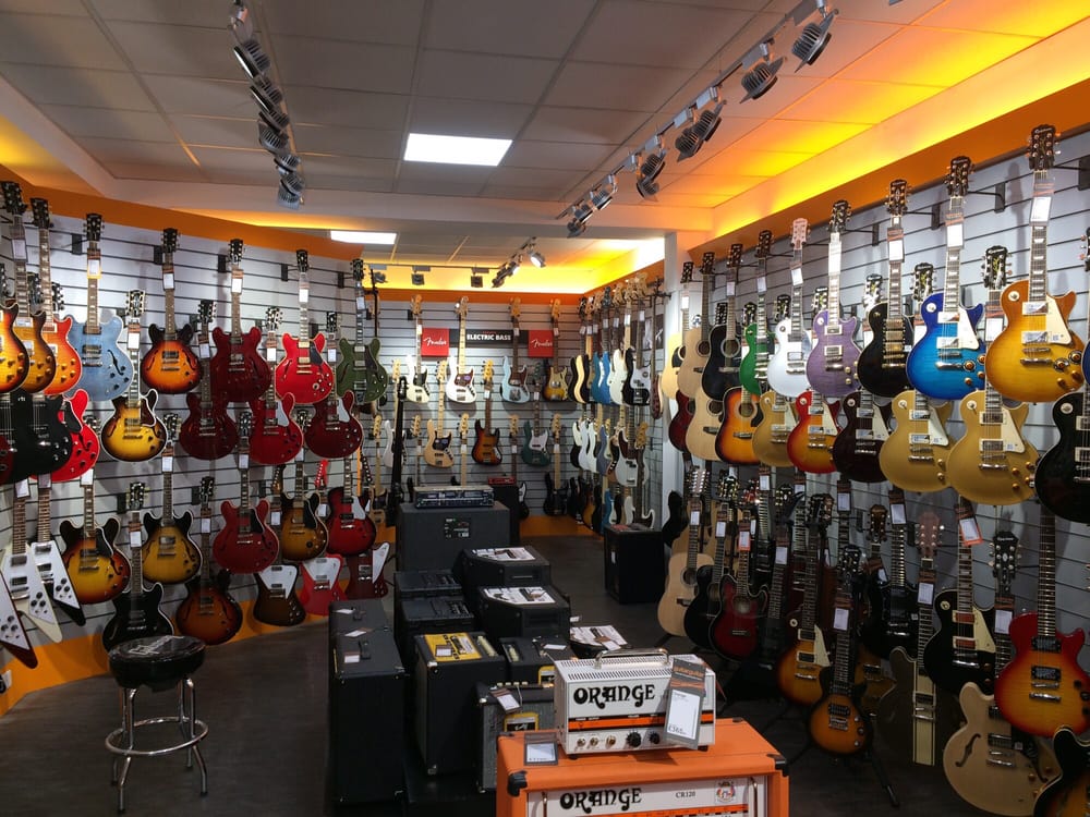 GUITARGUITAR EDINBURGH - Updated July 2025 - 12 Photos - 283-287 St ...