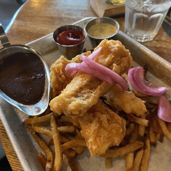 BRAZEN HALL - Updated December 2025 - 134 Photos & 78 Reviews - 800 ...