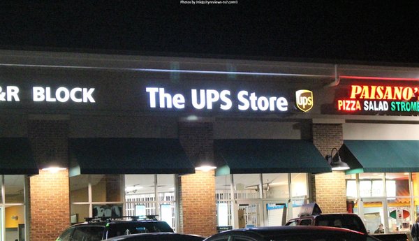 THE UPS STORE - Updated July 2025 - 28 Photos & 44 Reviews - 10332 Main ...