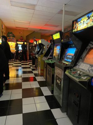 JOYSTIX CLASSIC GAMES & PINBALLS - 61 Photos & 128 Reviews - 1820 ...