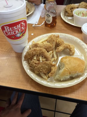 BUSH’S CHICKEN - Updated July 2025 - 25 Reviews - 2311 Marketplace Dr ...