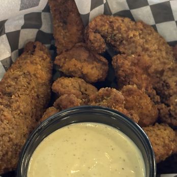 INDUSTRIAL TAPHOUSE - Updated December 2025 - 344 Photos & 387 Reviews ...