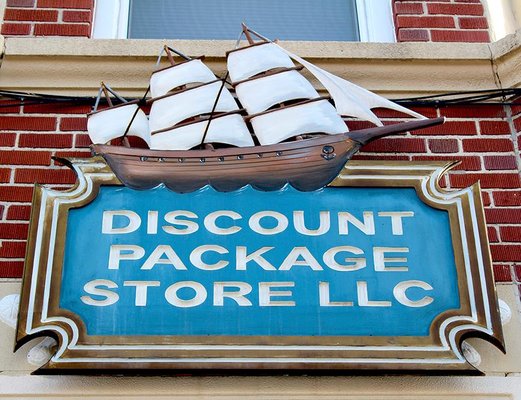 DISCOUNT PACKAGE MAIN STORE - Updated September 2025 - 112 Broad St ...