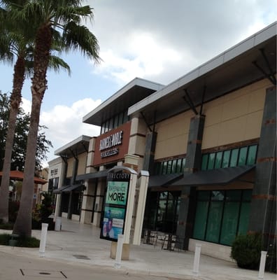 APPLE FIRST COLONY MALL - Updated September 2025 - 21 Photos & 160 ...