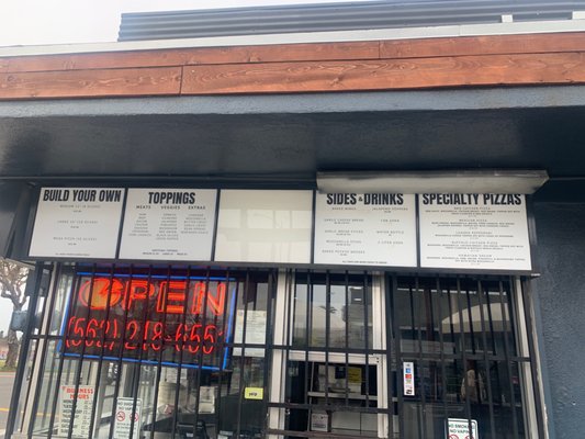 LA PIZZA SHOP - Updated December 2025 - 43 Photos & 55 Reviews - 1470 ...