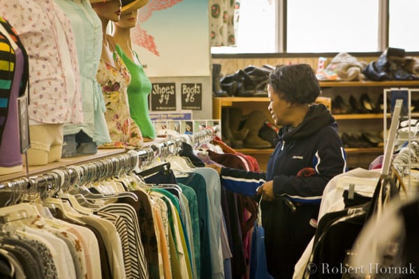 CIRCLE THRIFT - 41 Photos & 64 Reviews - 2233 Frankford Ave ...