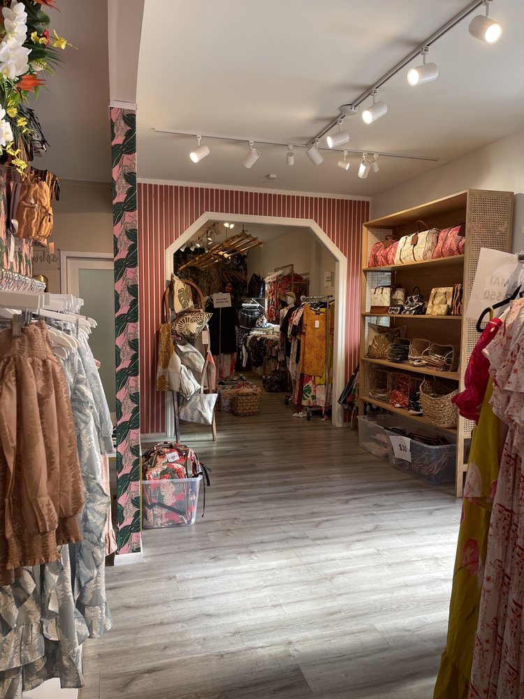 LEXBREEZY HAWAI’I - 15 Photos & 11 Reviews - 16 Kainehe St, Kailua, HI ...