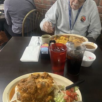 EL TEPEYAC CAFE - Updated July 2024 - 2413 Photos & 2620 Reviews - 812 ...