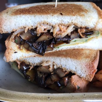 2SP TAPHOUSE & GRILL - Updated October 2025 - 84 Photos & 50 Reviews ...