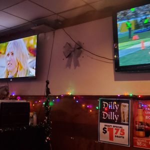 DIAMONDBACK MUSIC HALL - Updated November 2024 - 18 Photos - 49345 S ...