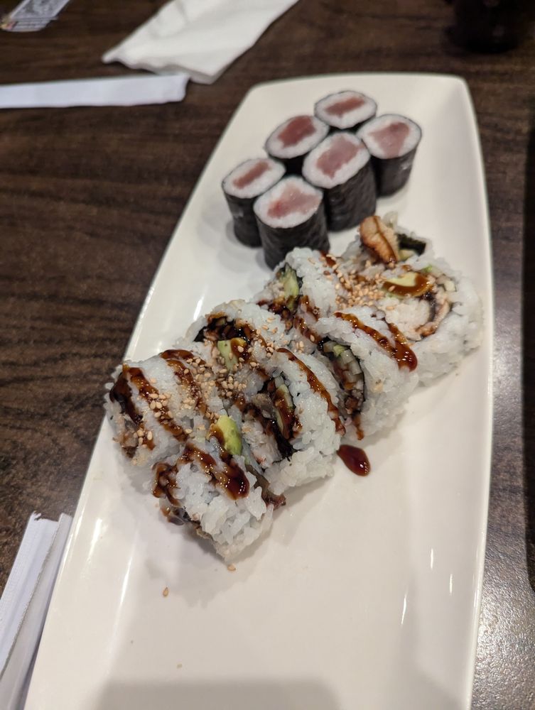 DAMIKO SUSHI - Updated January 2026 - 36 Photos & 25 Reviews - 2950 ...