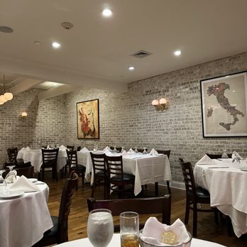 THE CHEF’S TABLE - LYNBROOK - Updated August 2025 - 60 Photos & 74 ...