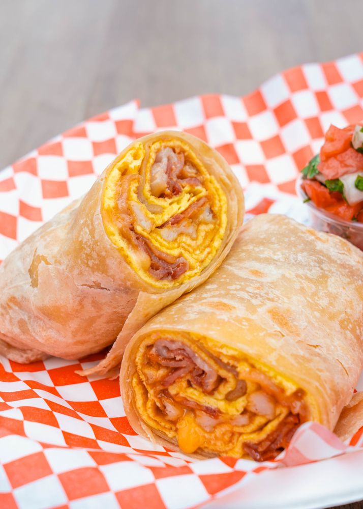 TIN FISH - Updated January 2026 - 416 Photos & 421 Reviews - 302 Strand ...