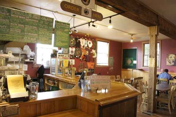 LUCKY LABRADOR PUBLIC HOUSE - Updated July 2024 - 60 Photos & 193 ...