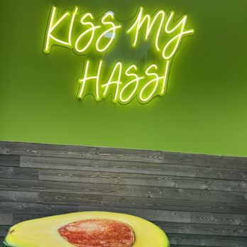 GUACA GO - Updated June 2024 - 116 Photos & 106 Reviews - 510 E Ocean ...