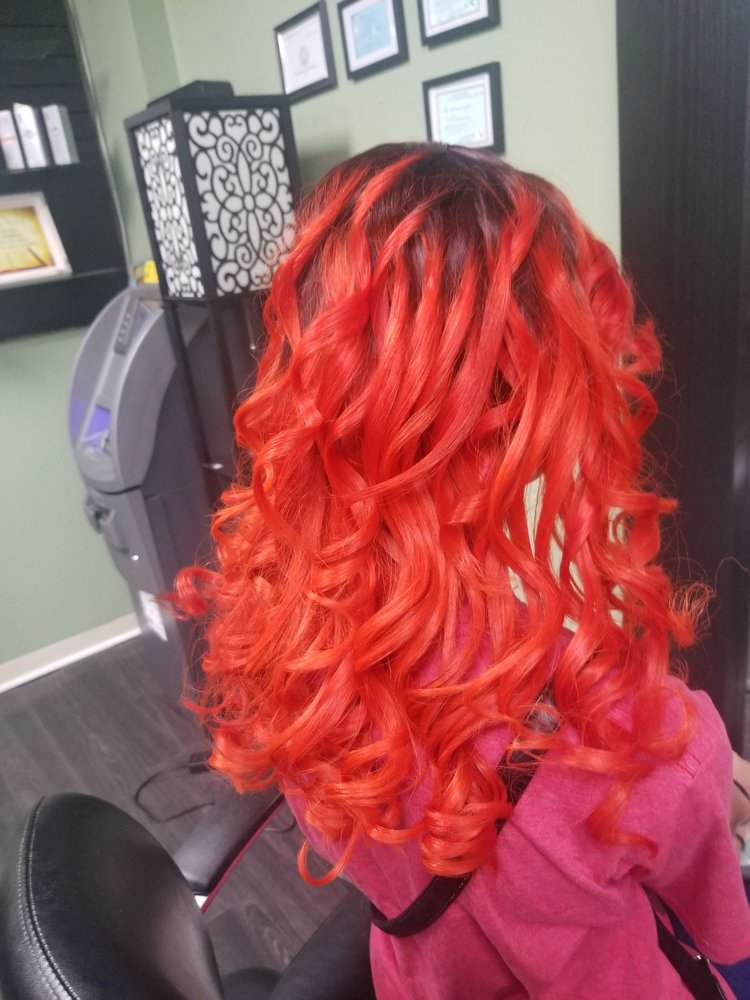 VIS A VIS HAIR STUDIO - 10 Photos - 4027 Village Park Dr, Knightdale ...