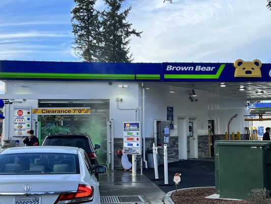 BROWN BEAR CAR WASH - Updated October 2025 - 54 Photos - 85 Reviews ...