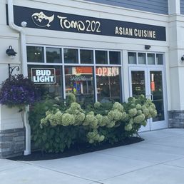TOMO 202 - Updated July 2025 - 115 Photos & 28 Reviews - 806 Federal Rd ...