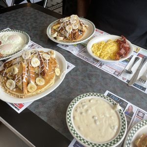 THE MEADOWS DINER - 107 Photos & 174 Reviews - 101 S Blackhorse Pike ...