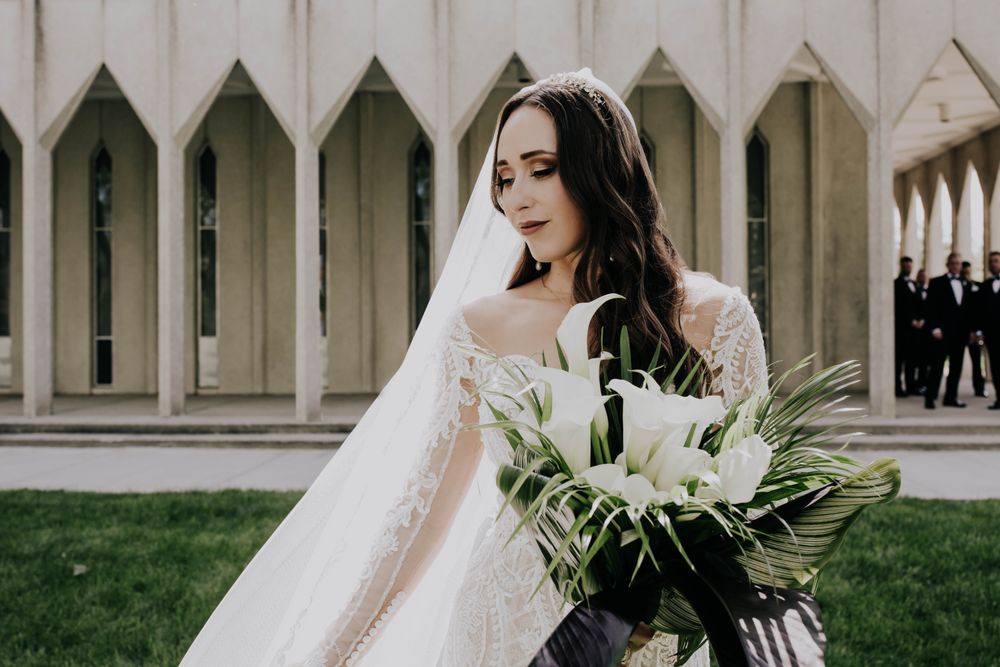 ALIXANDRA RENEE PHOTOGRAPHY - Request a Quote - Calibre Springs Way NE ...