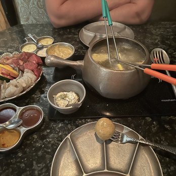 SIMPLY FONDUE - Updated November 2024 - 365 Photos & 289 Reviews - 2108 ...