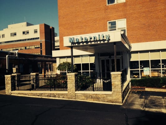 NORWALK HOSPITAL - Updated January 2025 - 26 Photos & 80 Reviews - 34 ...