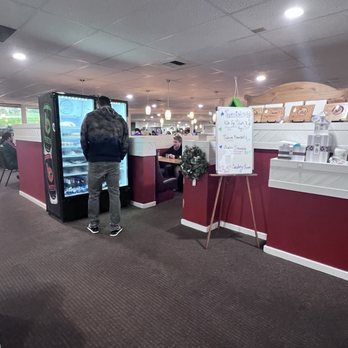 PLUM DELICIOUS FAMILY RESTAURANT - Updated August 2025 - 187 Photos ...