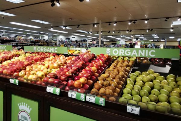 QFC - 56 Photos & 49 Reviews - Grocery - 15800 Redmond Way, Redmond, WA ...