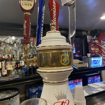 THE GEYER INN - Updated October 2025 - 19 Photos & 31 Reviews - 220 S ...