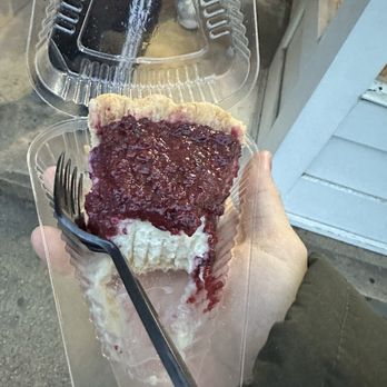 PROPER PIE - Updated May 2025 - 911 Photos & 822 Reviews - 2505 E Broad ...