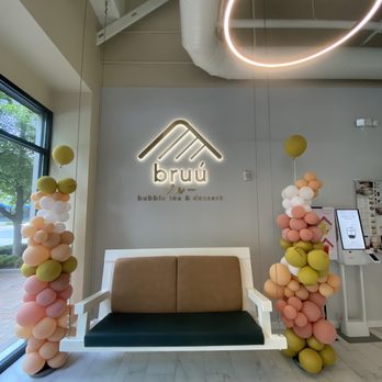 BRUU CAFE - Updated May 2025 - 108 Photos & 41 Reviews - 5225 W 116th ...