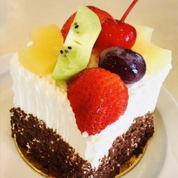 CHEZ PIERRE FRENCH BAKERY & CAFE - Updated November 2025 - 341 Photos ...