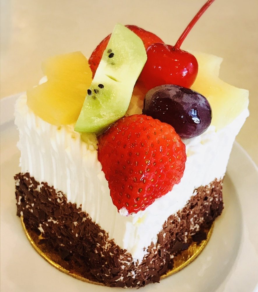 CHEZ PIERRE FRENCH BAKERY & CAFE - Updated November 2025 - 341 Photos ...