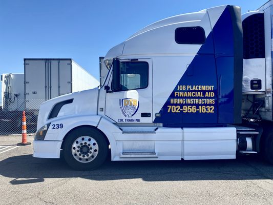 DTR SCHOOL OF TRUCKING - Updated January 2026 - 19 Photos & 20 Reviews ...