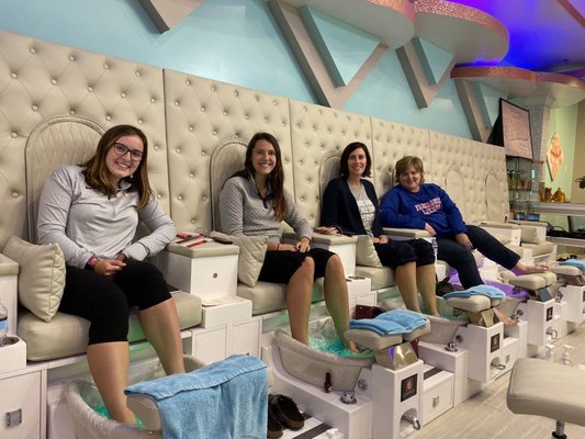 PRO NAILS - 69 Photos & 13 Reviews - Nail Salons - 2018 Jefferson Rd ...