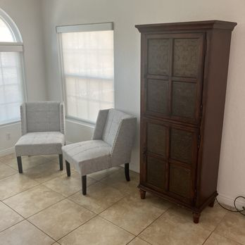 CHIC & COZY CONSIGNMENT FURNITURE - Updated January 2026 - 108 Photos & 45 Reviews - 10624 S ...