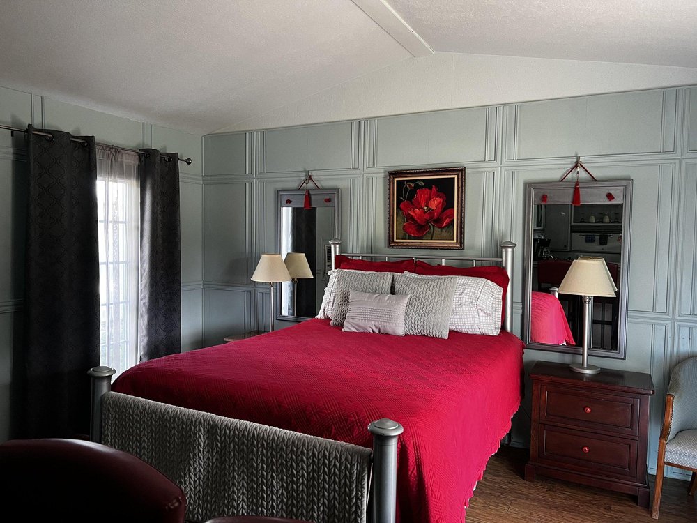 THE RANCH HOUSE MOTEL - Request Information - 18 Photos - 20290 ...