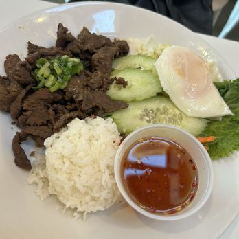 SIP PHO - Updated December 2025 - 832 Photos & 480 Reviews - 512 W 29th ...