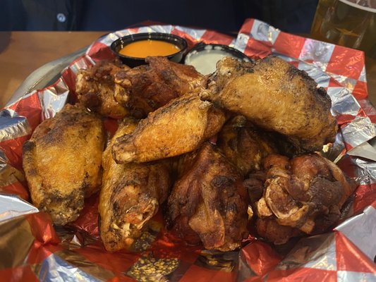 NISKERS CHAR-GRILL & SLAP SHOT HOCKEY BAR - Updated July 2025 - 215 ...