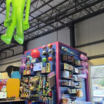 OASIS FAMILY FUN CENTER - Updated December 2025 - 95 Photos & 78 ...