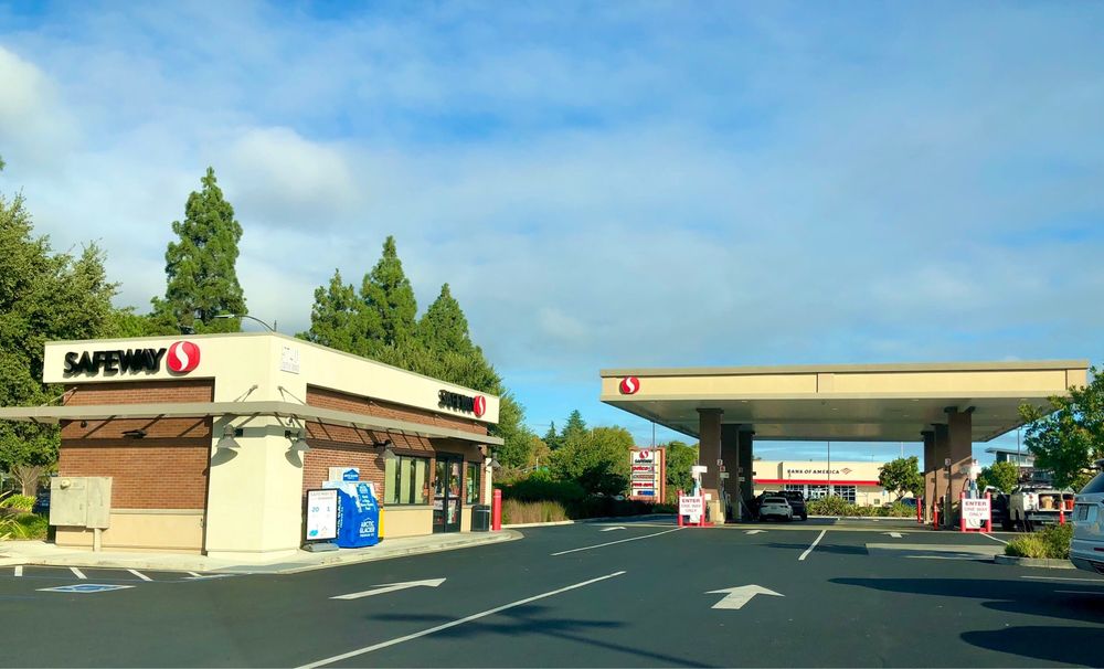 SAFEWAY GAS STATION - Updated October 2025 - 13 Reviews - 5760 Cottle ...