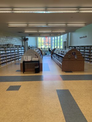 ASHBURN LIBRARY - Updated December 2025 - 14 Photos & 23 Reviews ...