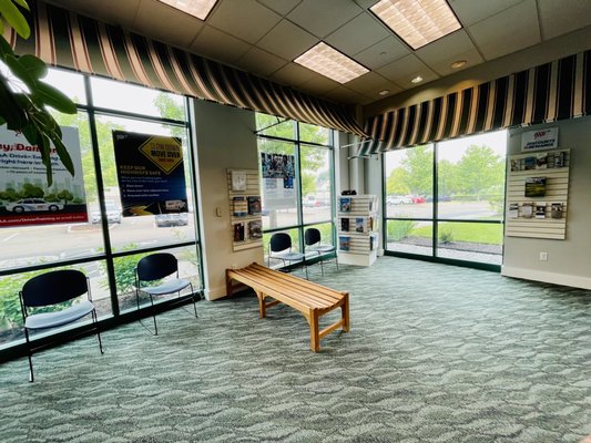 AAA - Updated October 2025 - 12 Reviews - 93 Lake Ave, Danbury ...