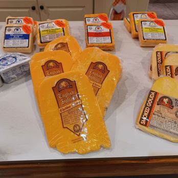 MAPLE LEAF CHEESE STORE - Updated January 2026 - 13 Photos - W2616 ...